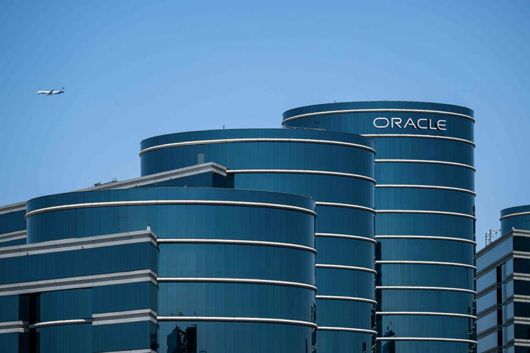 Here's How Much Traders Expect Oracle Stock to Move After Earnings