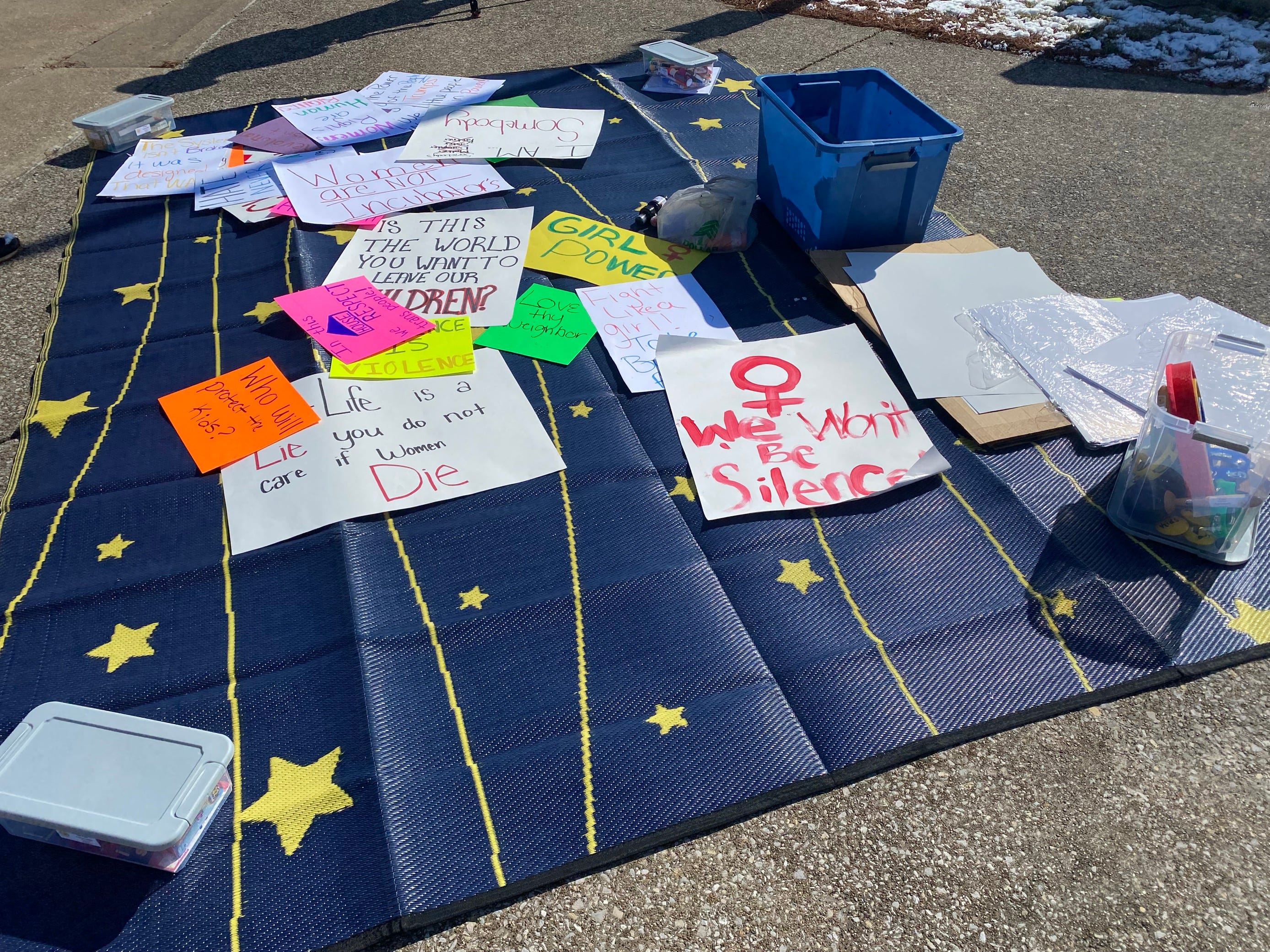 'No Kings' protests are set all over the world Saturday. Here's where ...