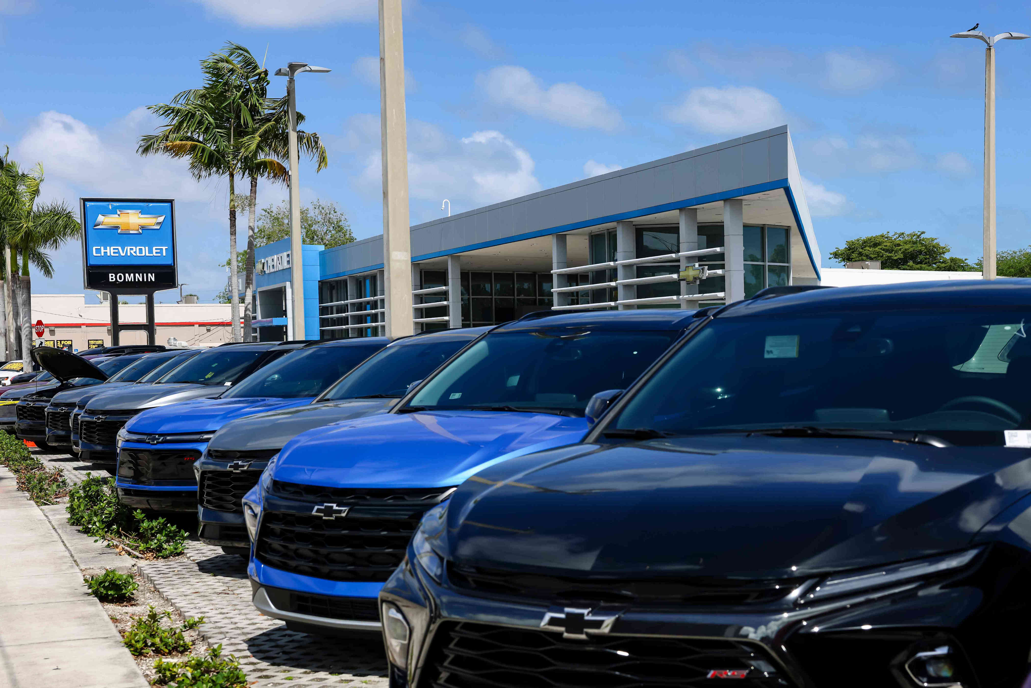 Top Stock Movers Now: GM, GE Vernova, Lockheed Martin, and More