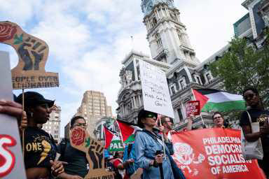 ‘No Kings’ rally in Philadelphia leads national anti-Trump protests on ...