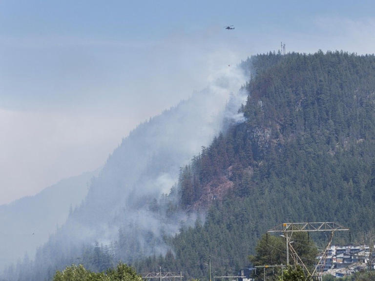 B.C. wildfire update: High winds fan Squamish wildfire | B.C.’s biggest ...