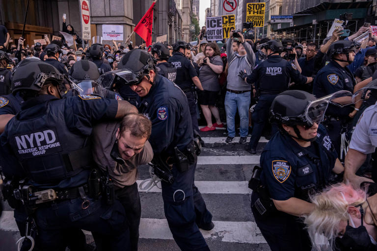 Live updates: Protests spread beyond L.A.; Newsom accuses Trump of ...