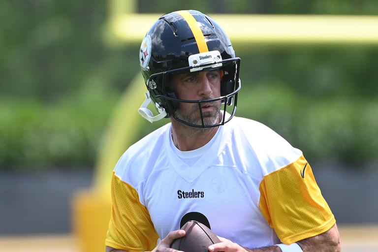 ESPN Super Bowl Winner Rips Aaron Rodgers' Steelers Selfishness ESPN Super Bowl Winner Rips Aaron Rodgers' Steelers Selfishness