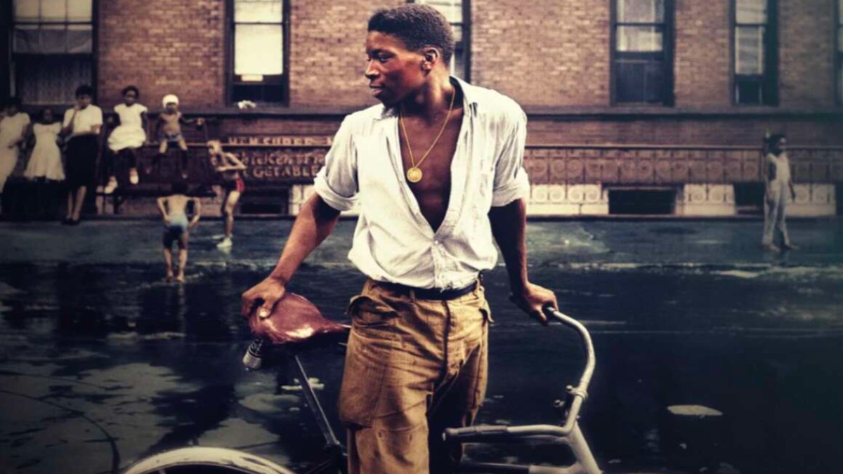 20 Colorized Vintage Photos From The Late 1940s