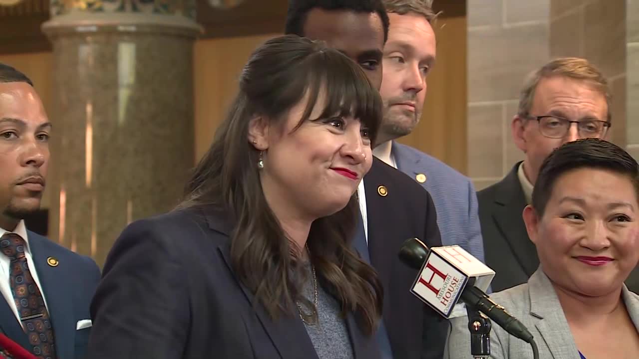 MO Democratic representatives celebrate House's passage of stadium bill