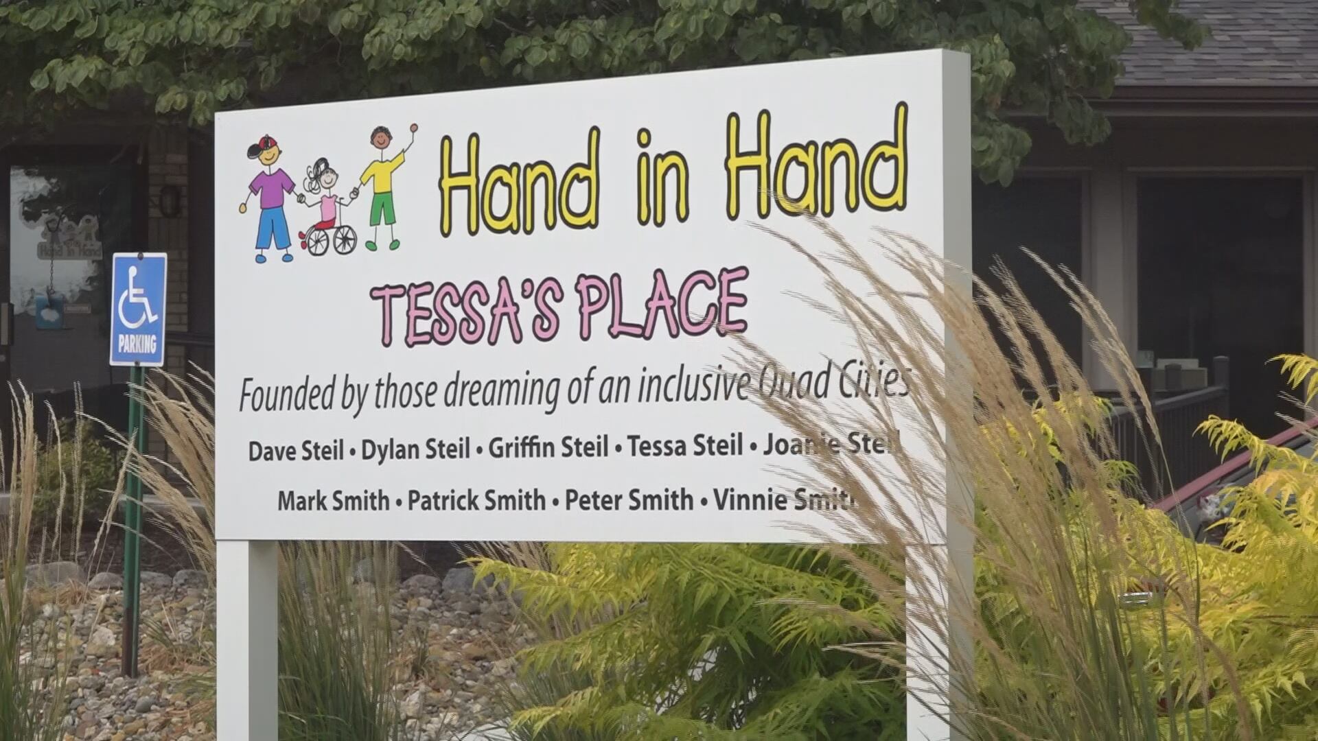 Hand in Hand launches mental health program with help from local parents