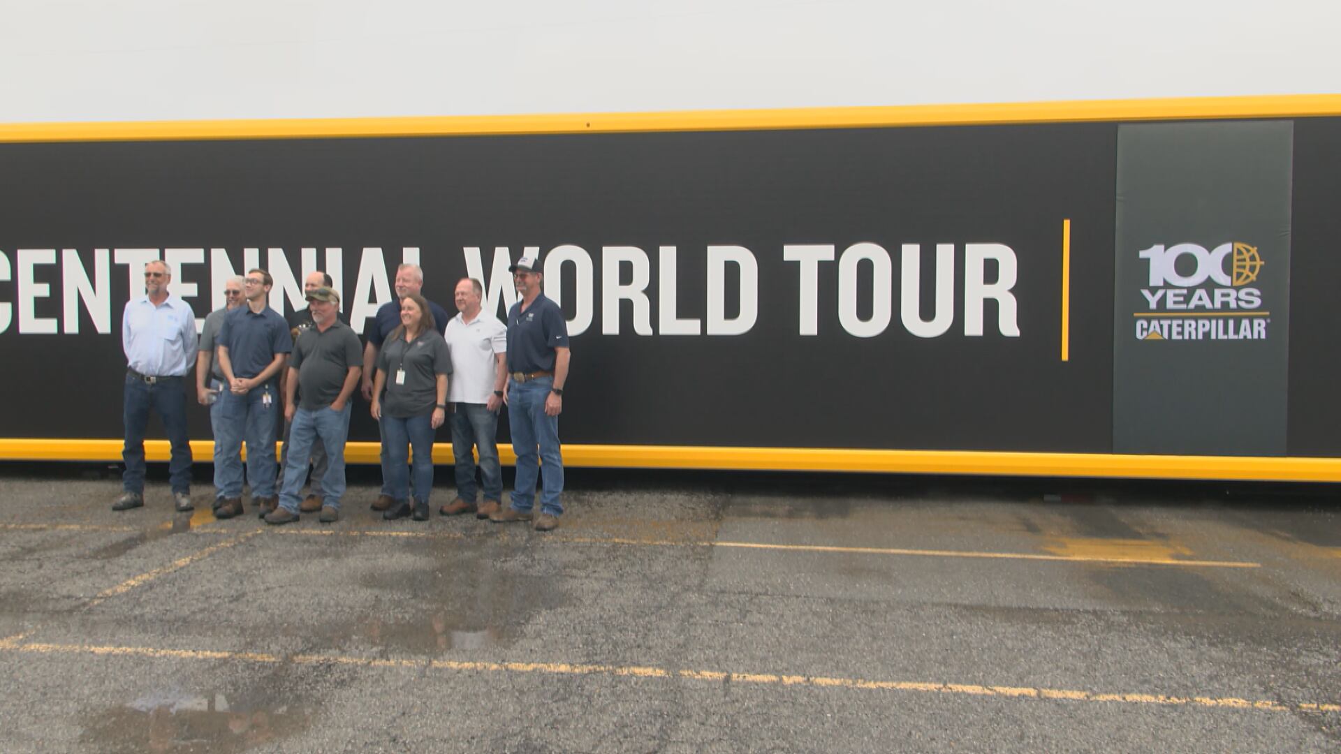 Caterpillar celebrates 100th anniversary, bringing mini-museum to ...