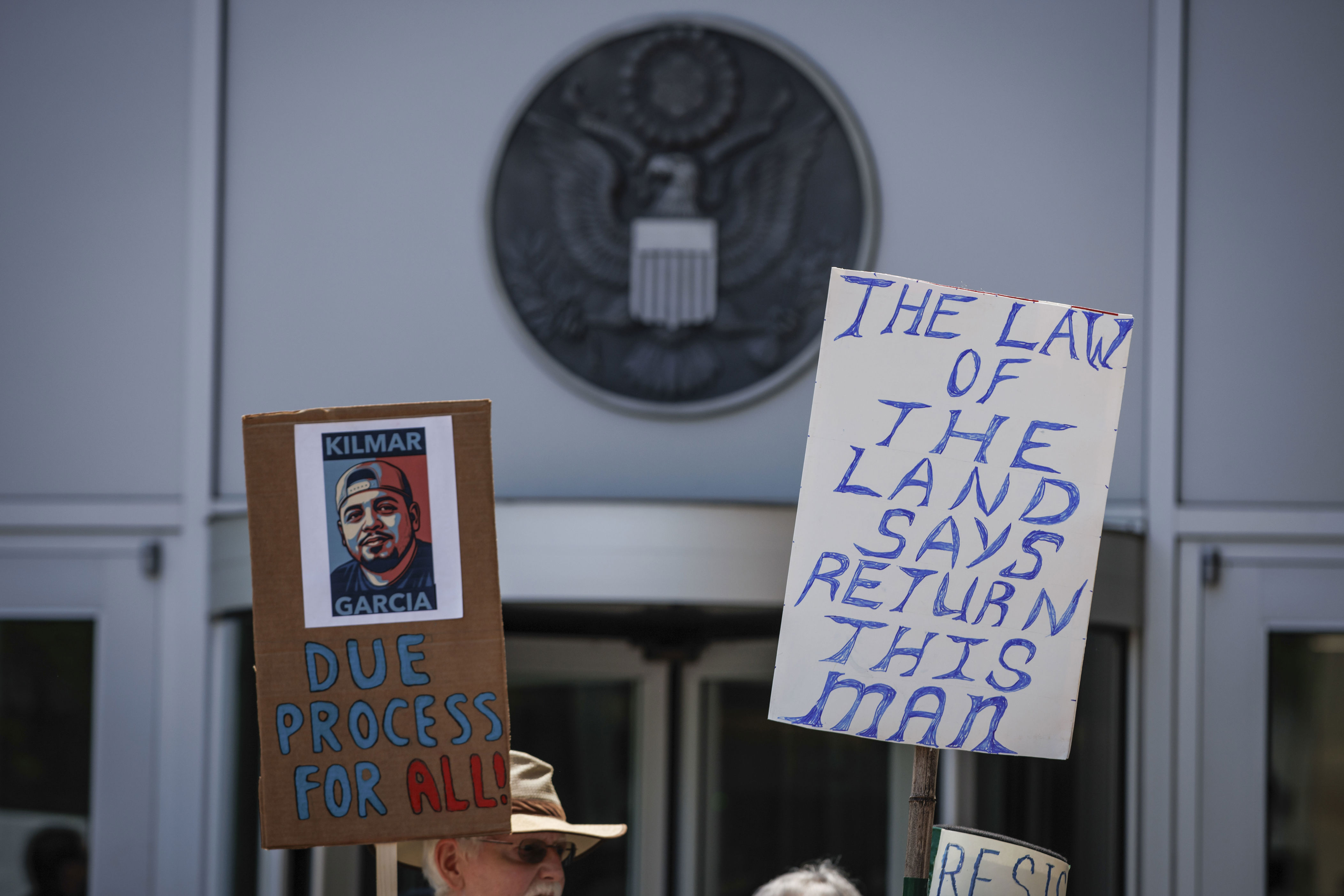 Kilmar Abrego Garcia’s lawyers ask judge to release him from custody ...