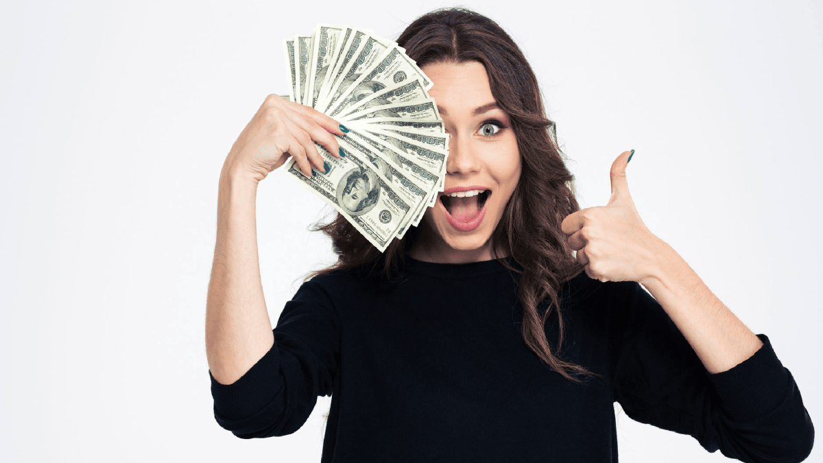 Navigating Male Financial Dependence Without Crushing His Confidence