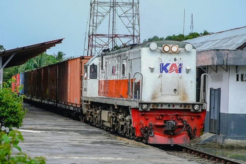 Kronologi Tertemper KA Putri Deli yang Tewaskan 2 Penumpang Minibus