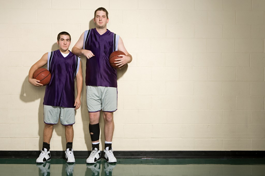 There’s a specific reason why short men try to ‘appear more powerful ...