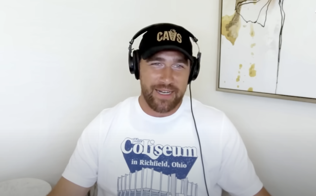 Travis Kelce sneaks the perfect Taylor Swift into the latest episode of ...