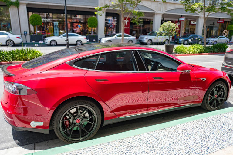 Tesla issues major recall for Model 3 and Model Y after reports of ...