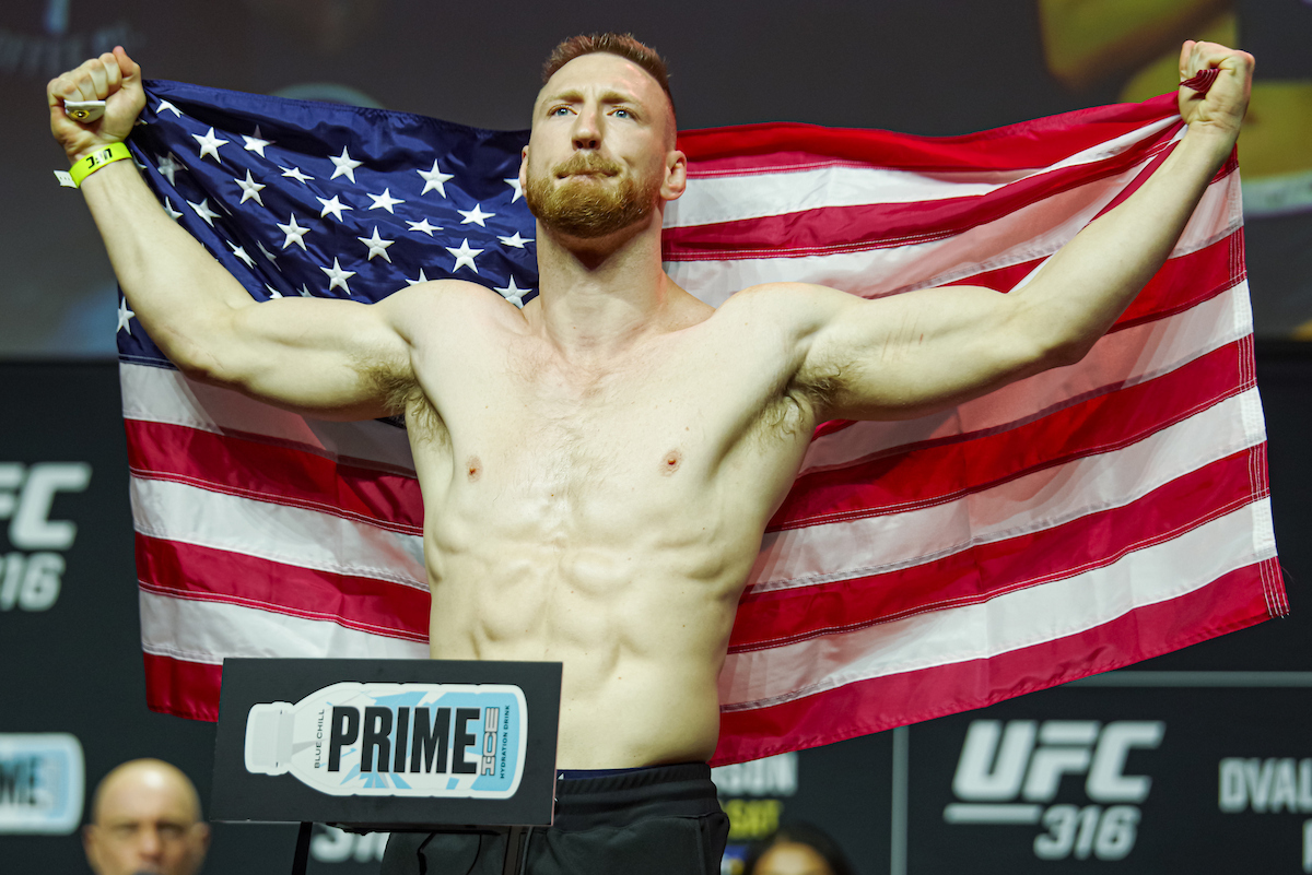 Joe Pyfer se disculpa por ofensas hacia México