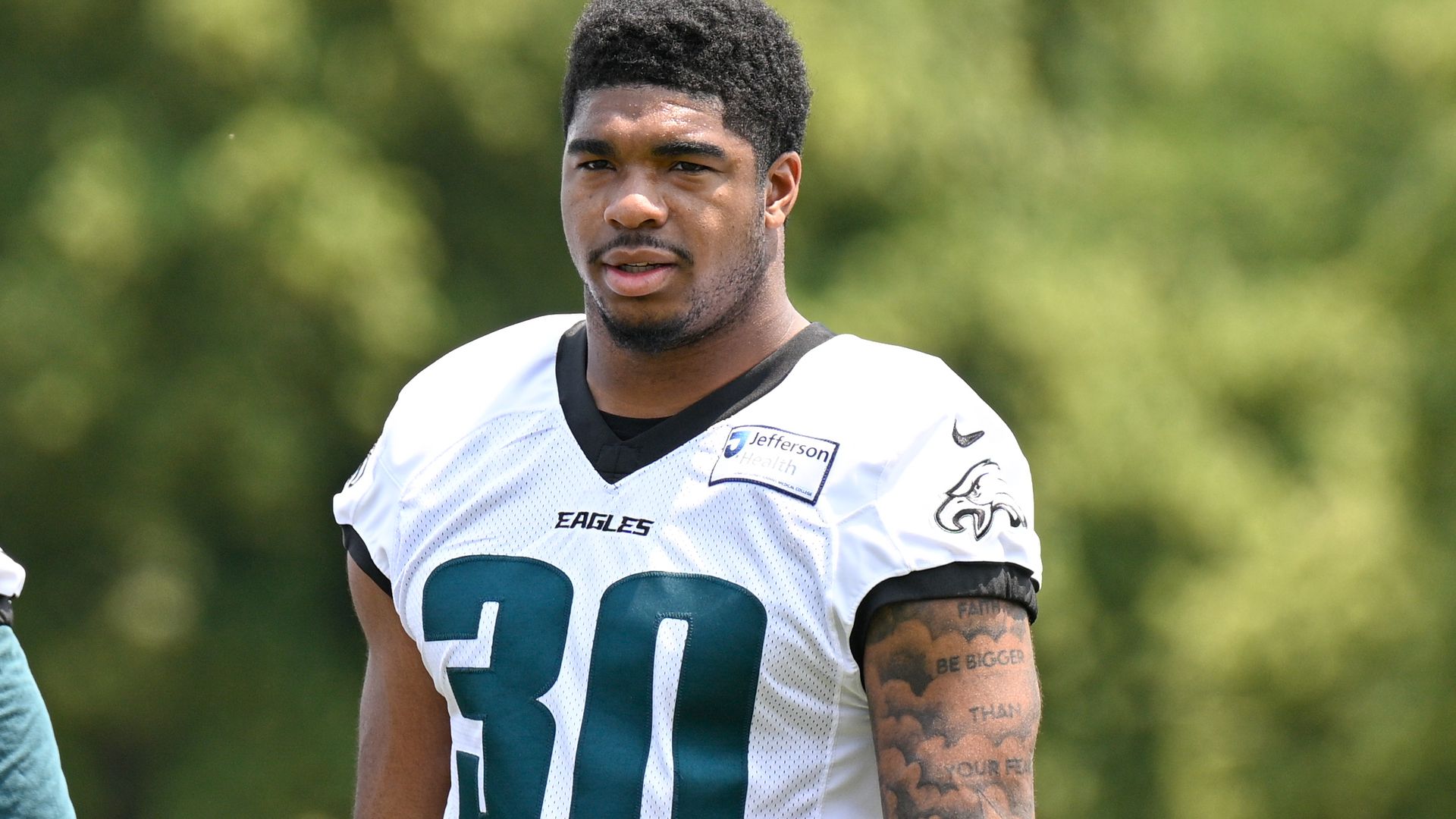 Eagles officially ink Jihaad Campbell, leaving just one pick from the 2025 NFL Draft unsigned