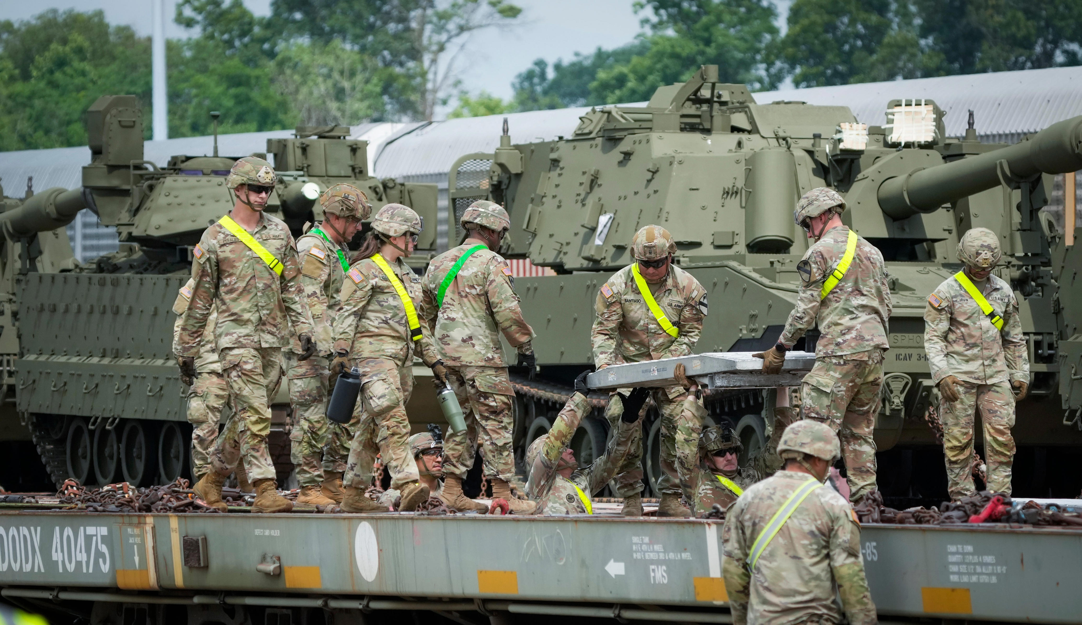 Do military personnel still get paid during a government shutdown? What ...