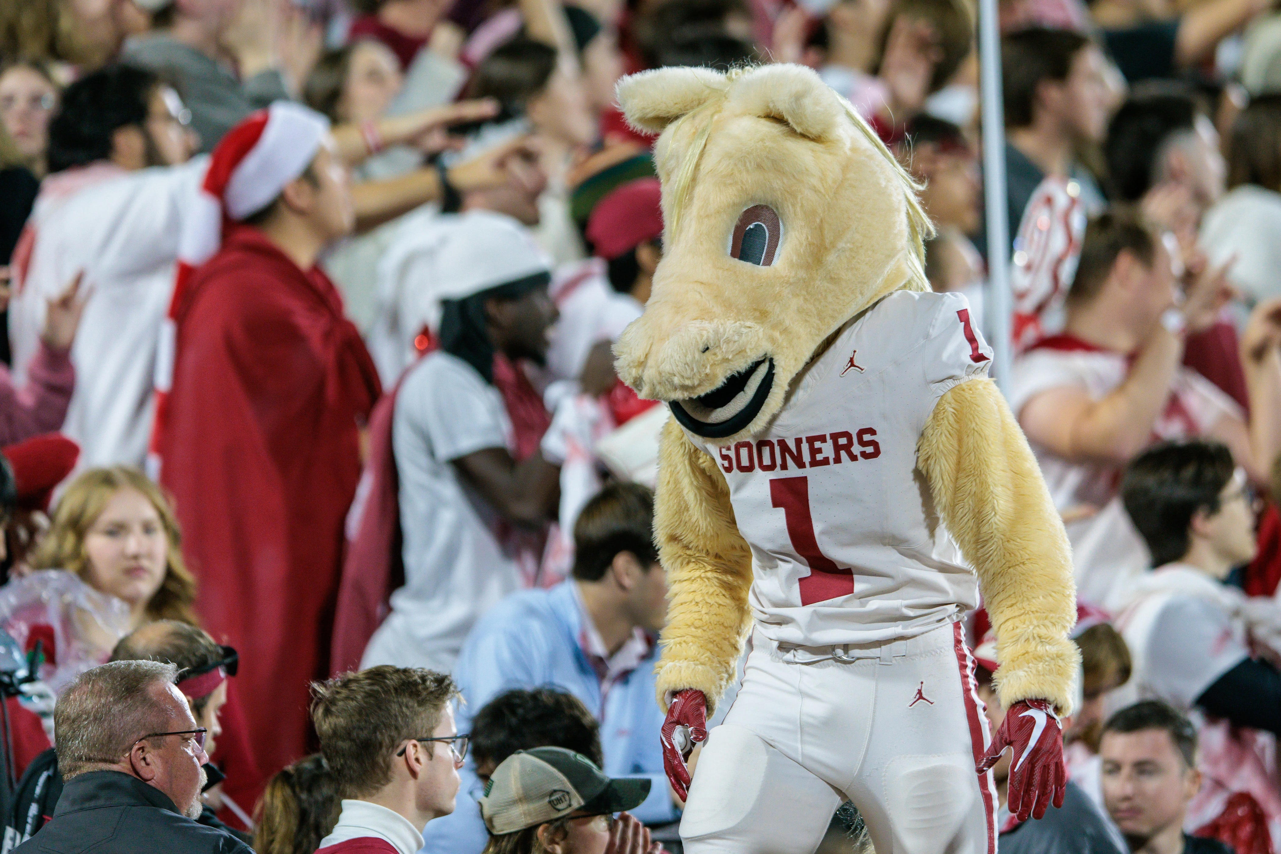 Oklahoma Sooners kickoff times announced for 2025 season