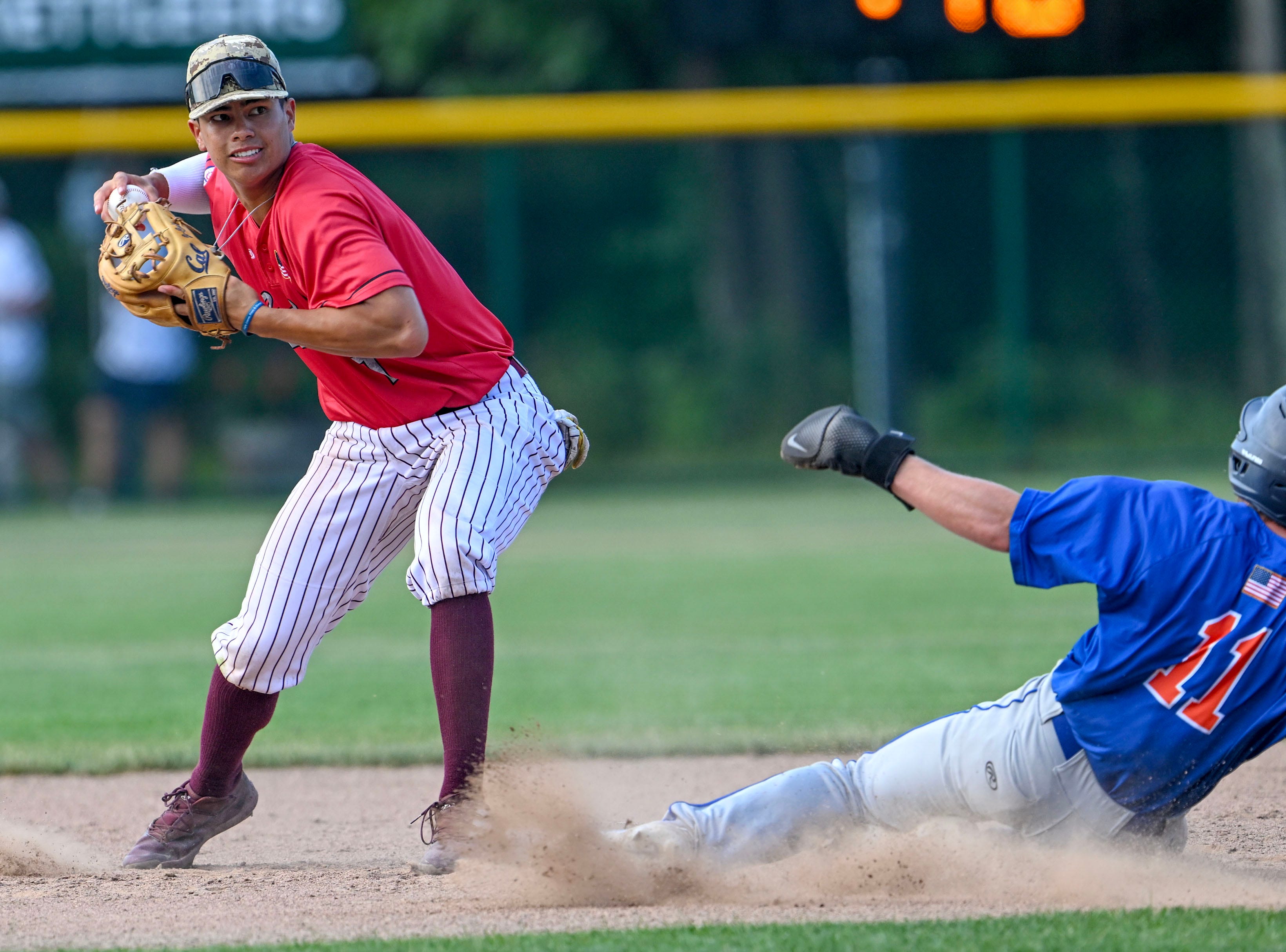 Jarren Advincula to visit Tennessee baseball as Cal transfer infielder