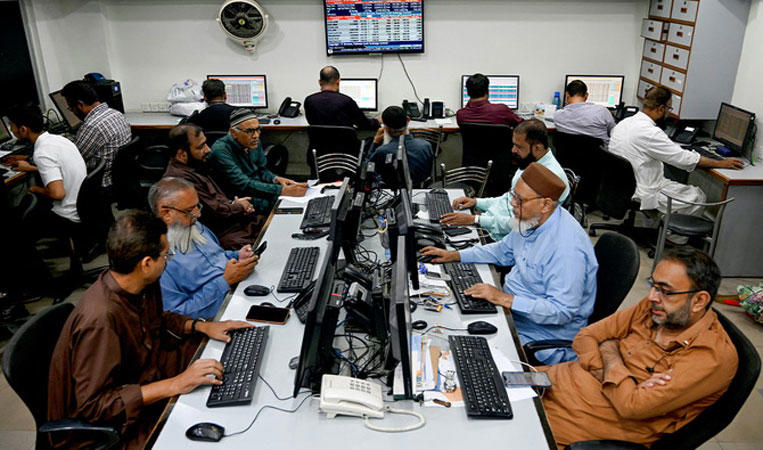 Pakistan's plan to sharply increase growth faces headwinds - analysts