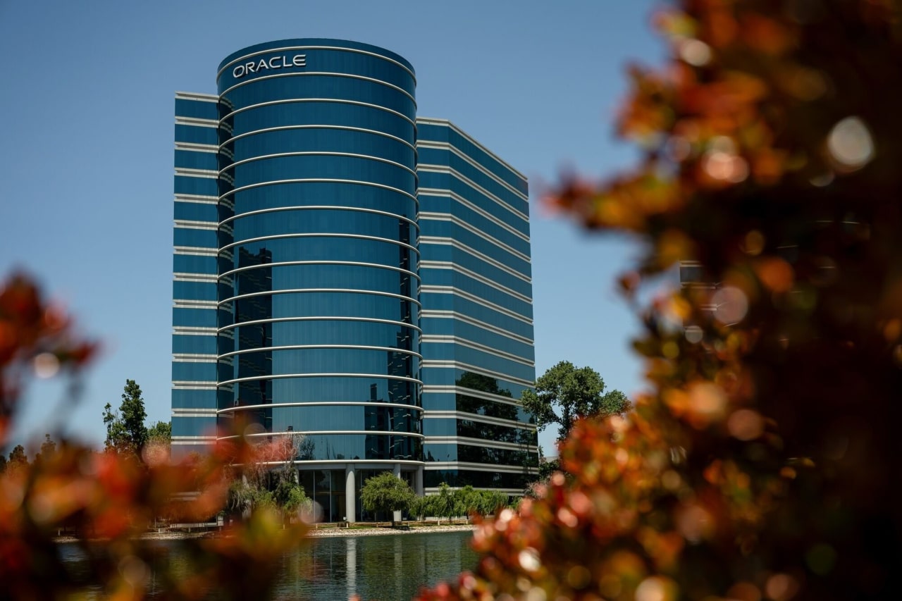 Oracle Shares Jump as CEO Targets ‘Dramatically Higher’ Revenue Growth