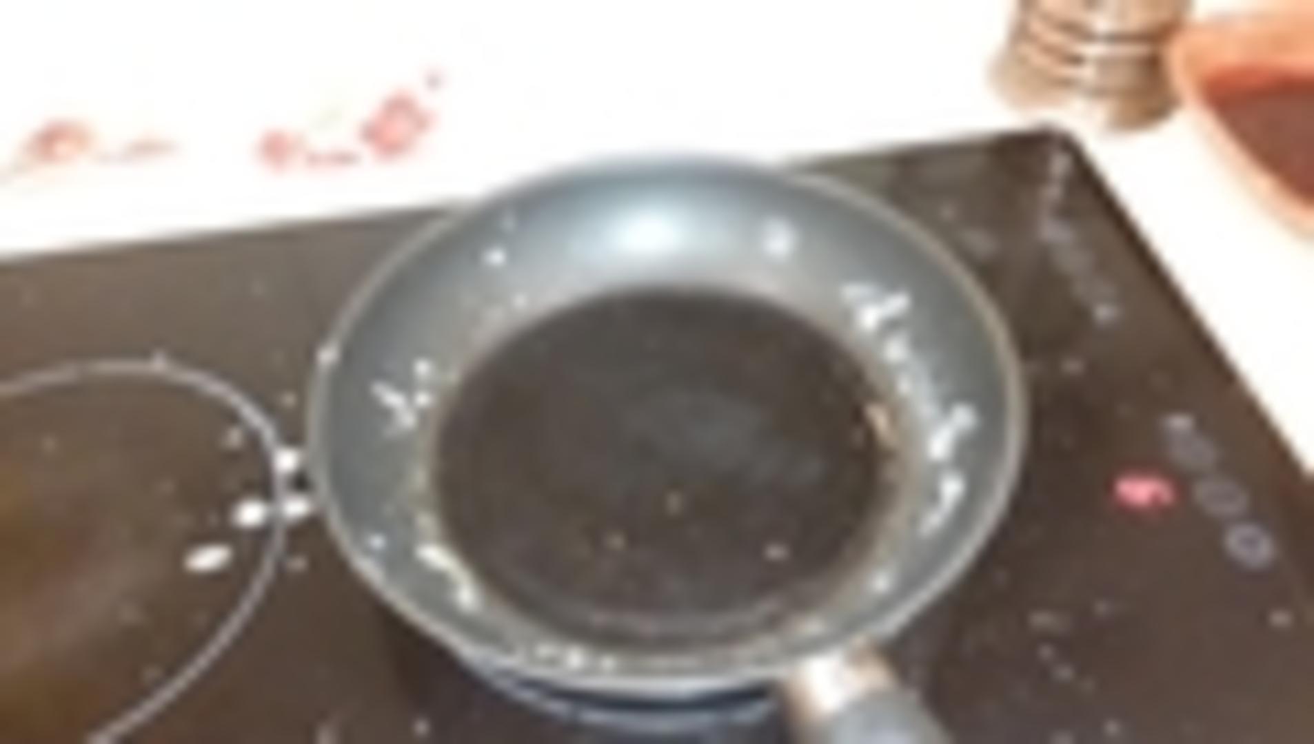 Hydrogel Beads in a Frying Pan