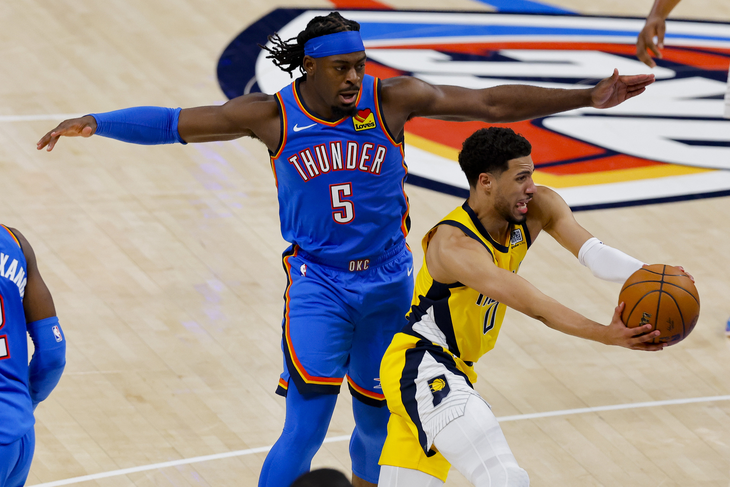 Watch: Luguentz Dort elbows Tyrese Haliburton in Game 3 of NBA Finals