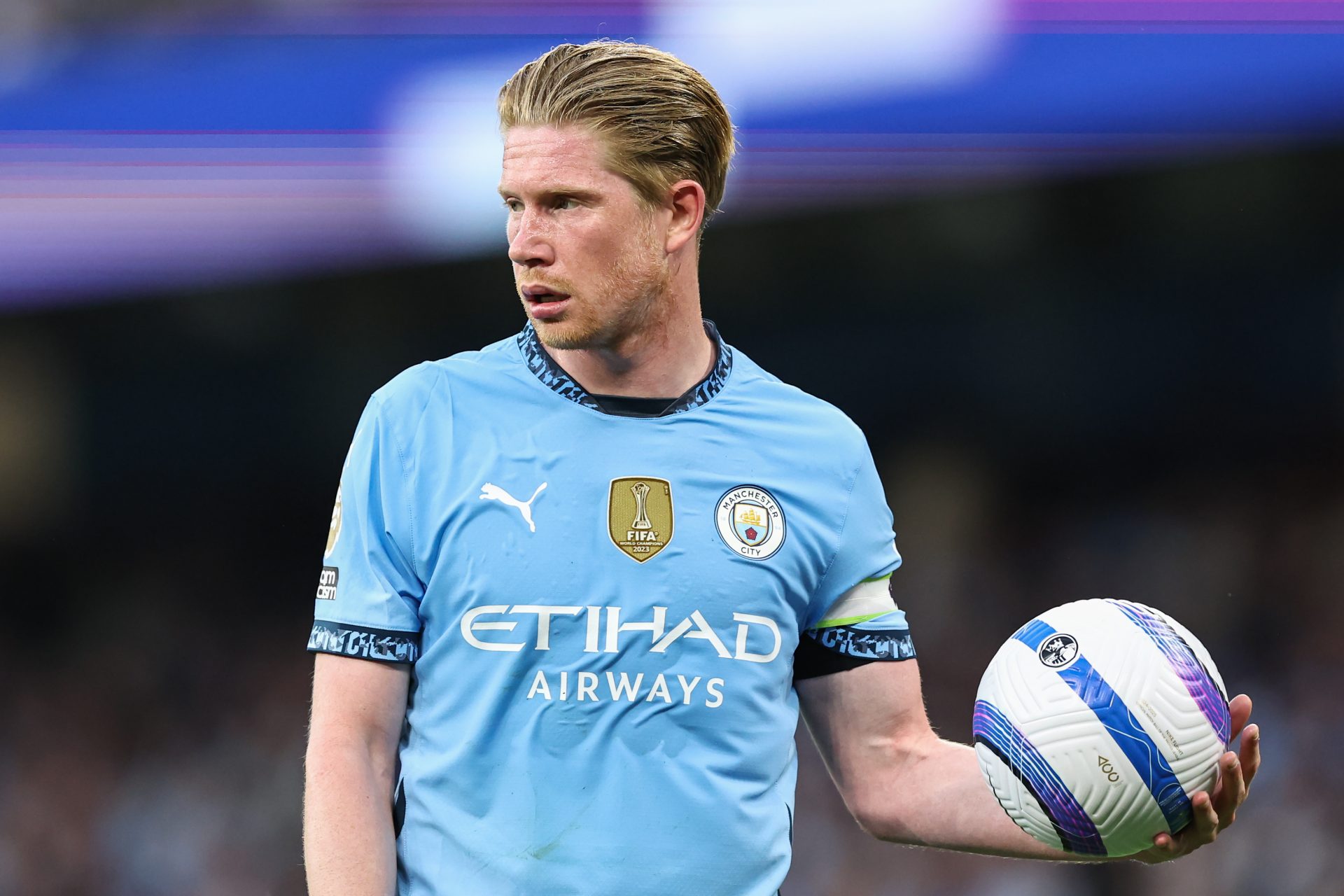 Scientists discover life in the deep seafloor