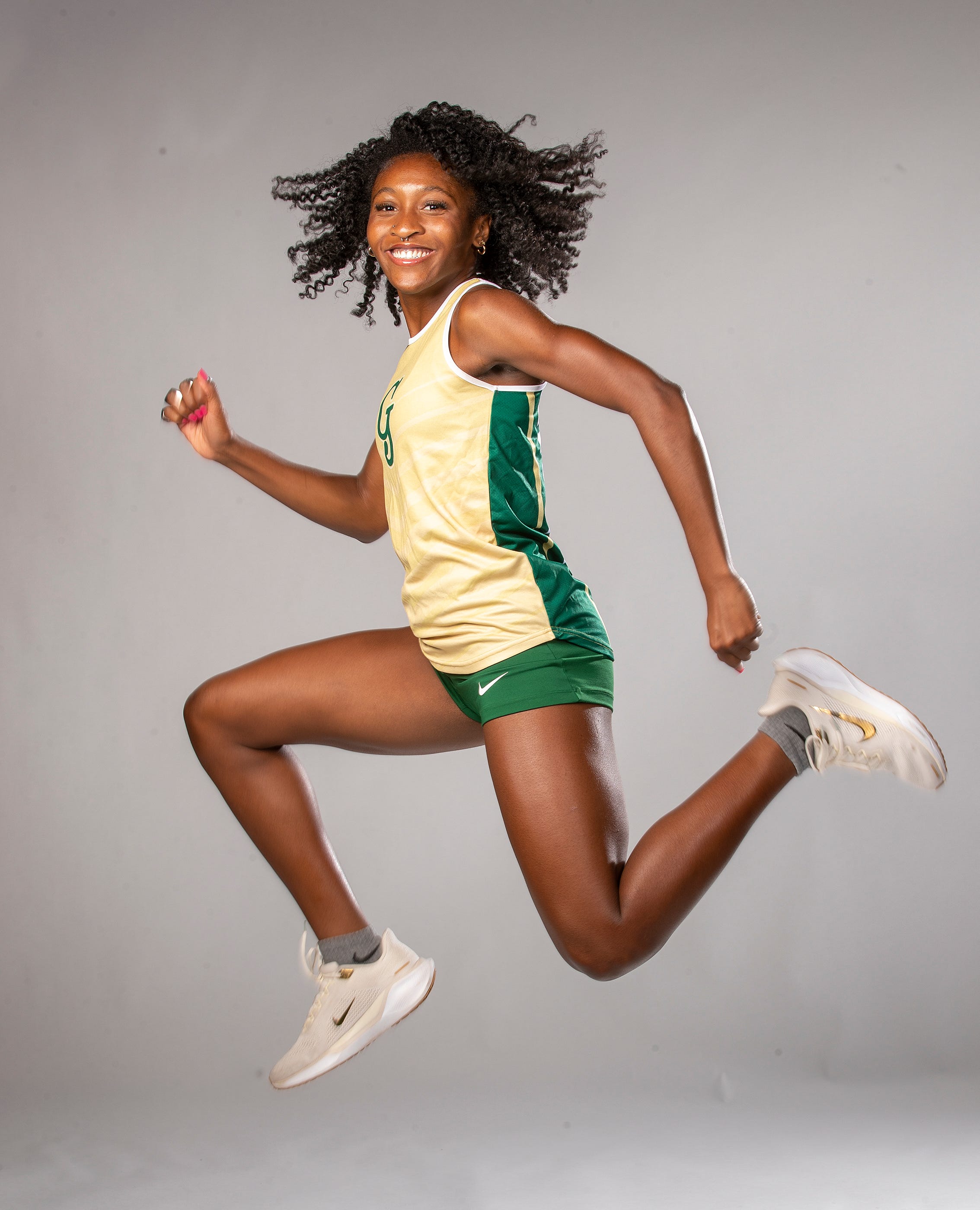 Golden Girl: Chelsi Williams grab 3 more gold medals to cap career with ...