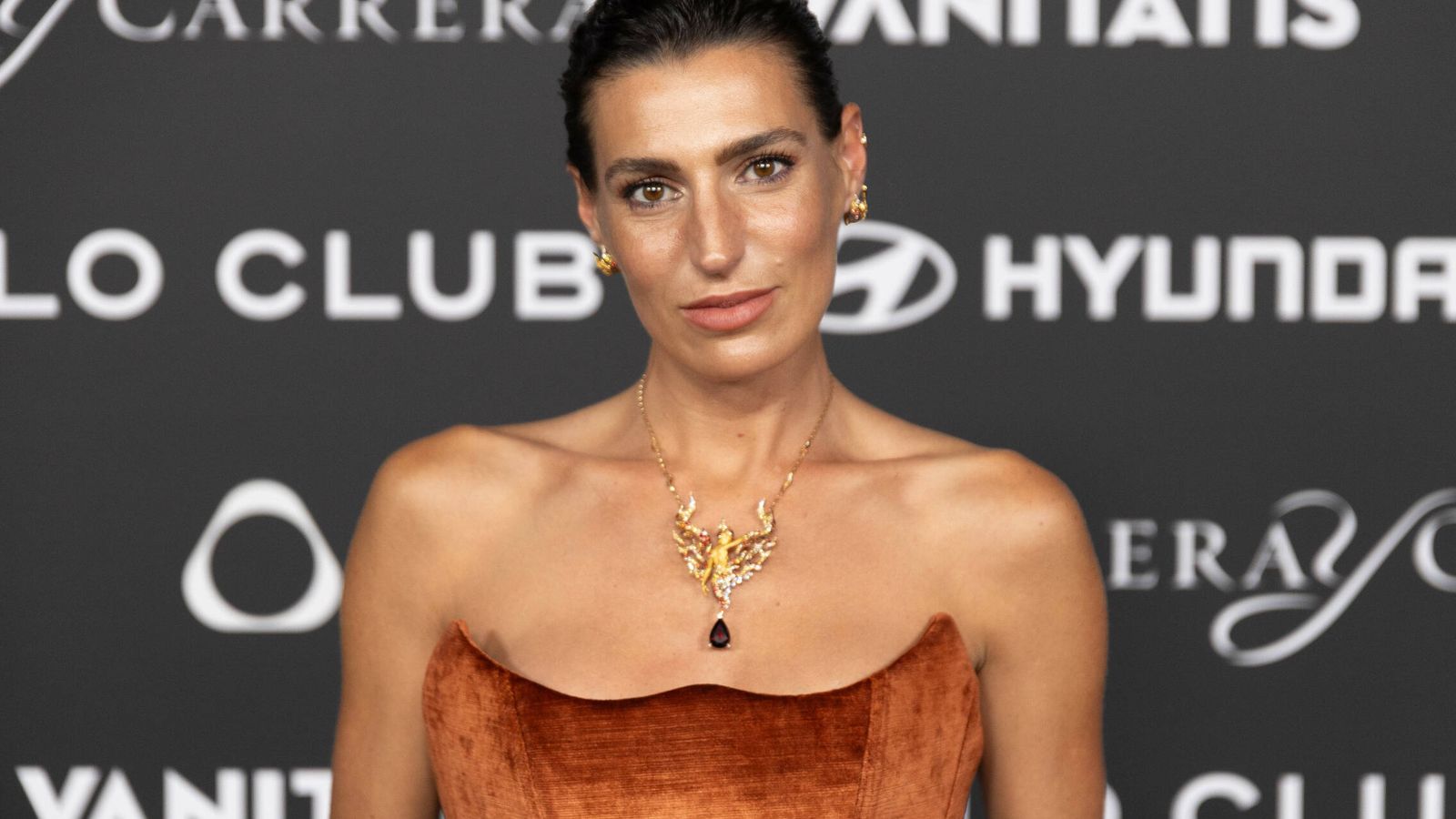 Eugenia Osborne, una madre (e invitada) cool en la Primera Comunión de ...