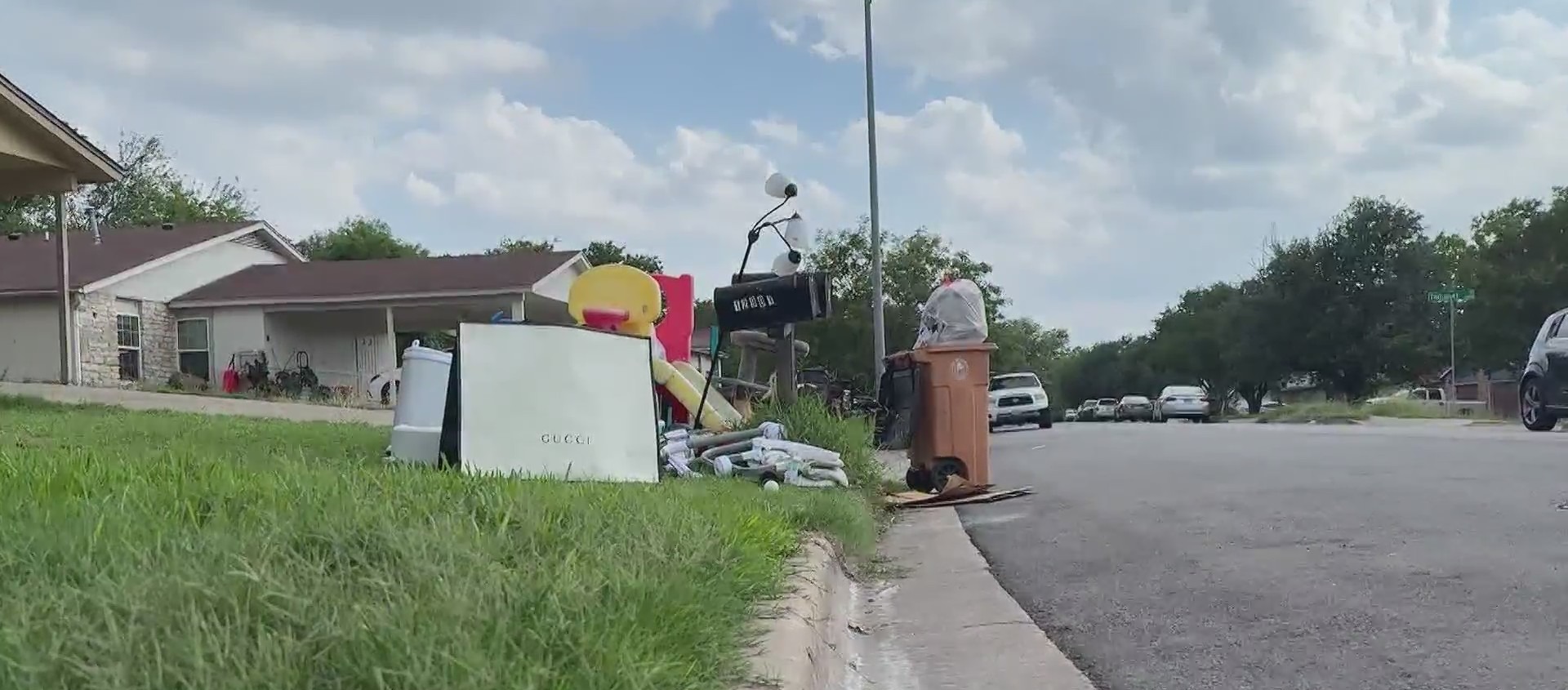 Austin Resource Recovery says new bulk trash pick-up saves money ...