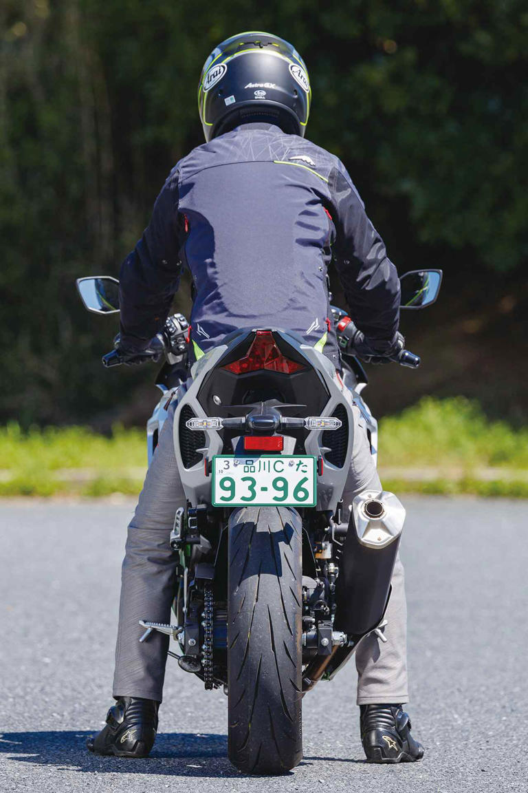 カワサキ「Ninja7ハイブリッド」インプレ（2025年）先進技術満載のハイブリッドニンジャを徹底レビュー