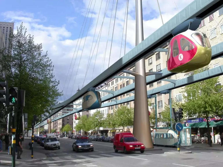 Aerial pods in Bengaluru, flash-charging buses in Nagpur: Nitin Gadkari ...