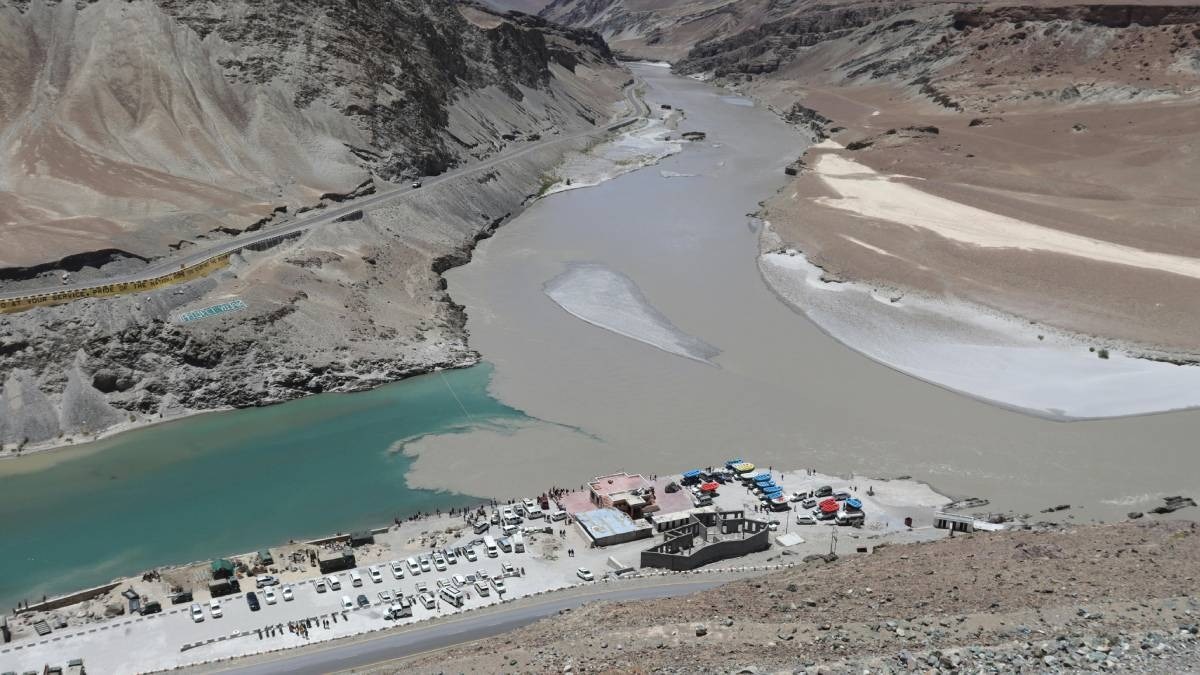 Crops hit, dams at dead level: Pak water crisis deepens after India's ...