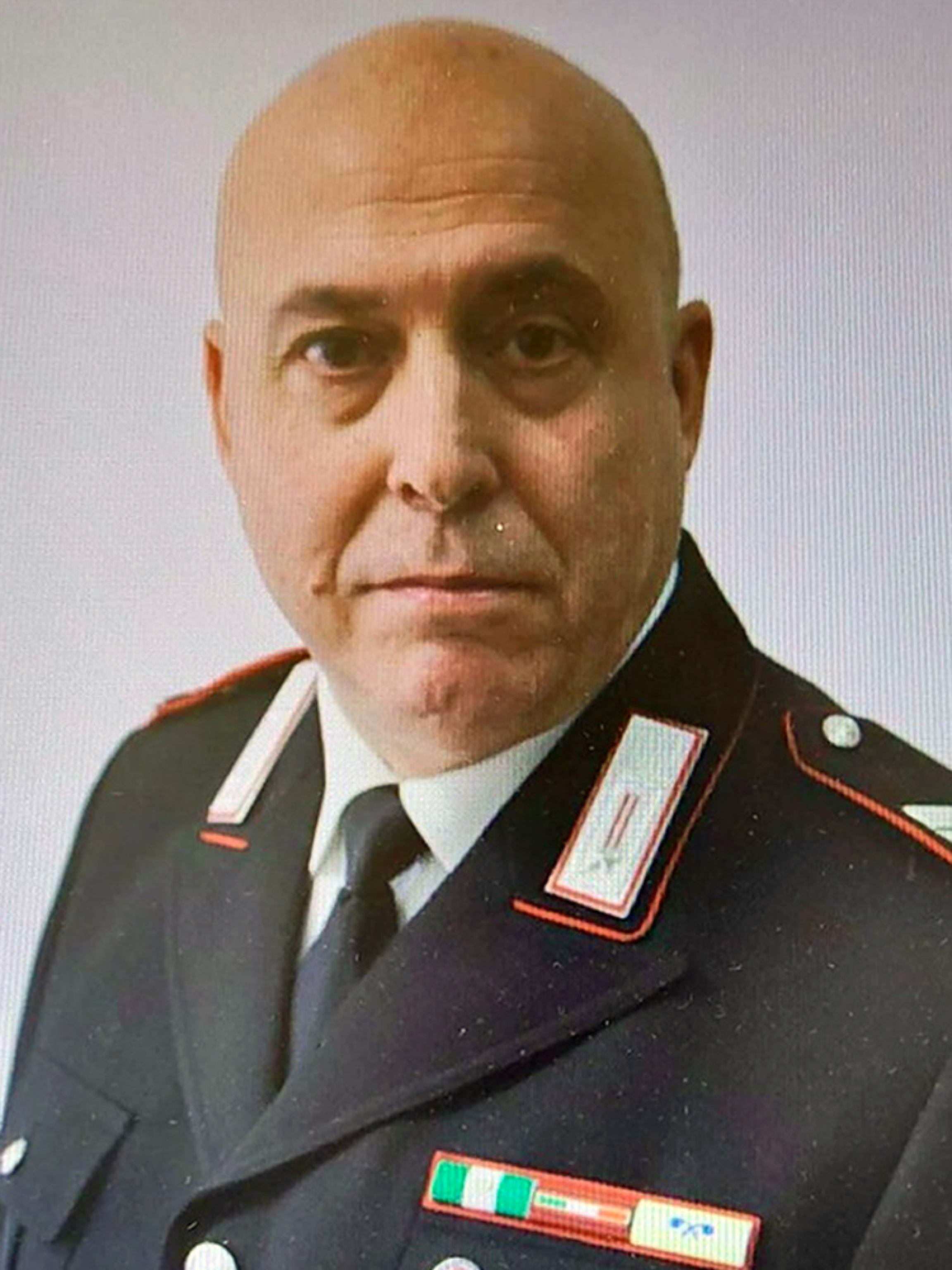 Carabiniere policeman shot dead, a gunman dies too