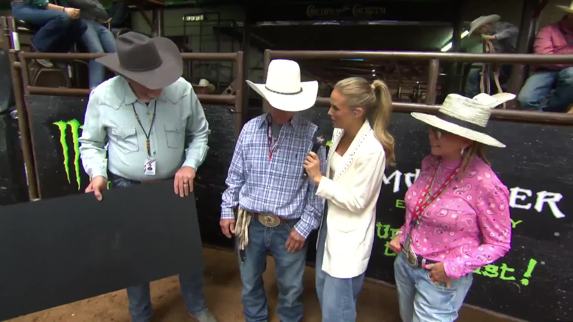 Man Hater Does It Again! Back-to-Back Bull of the Year After Massive Ride