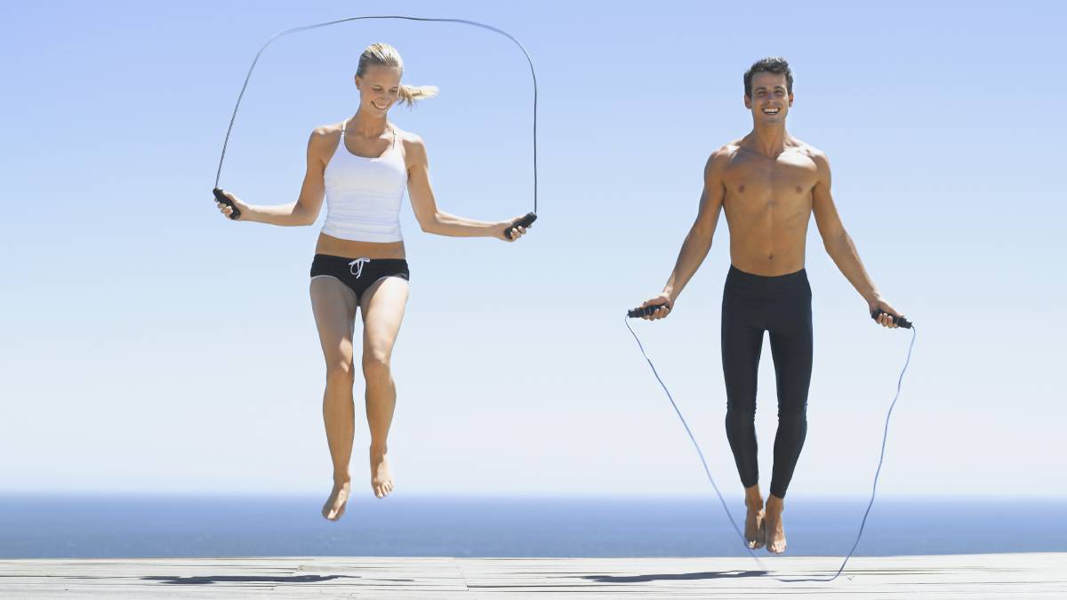 Ejercicios con cuerda suiza para adelgazar: rutinas y consejos prácticos