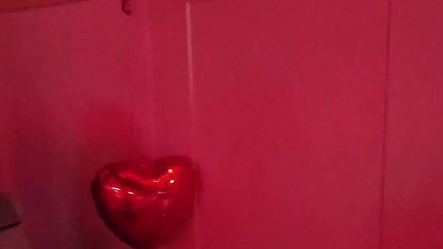 Boyfriend Wears Meta Glasses For Point-Of-View Proposal | Happily TV