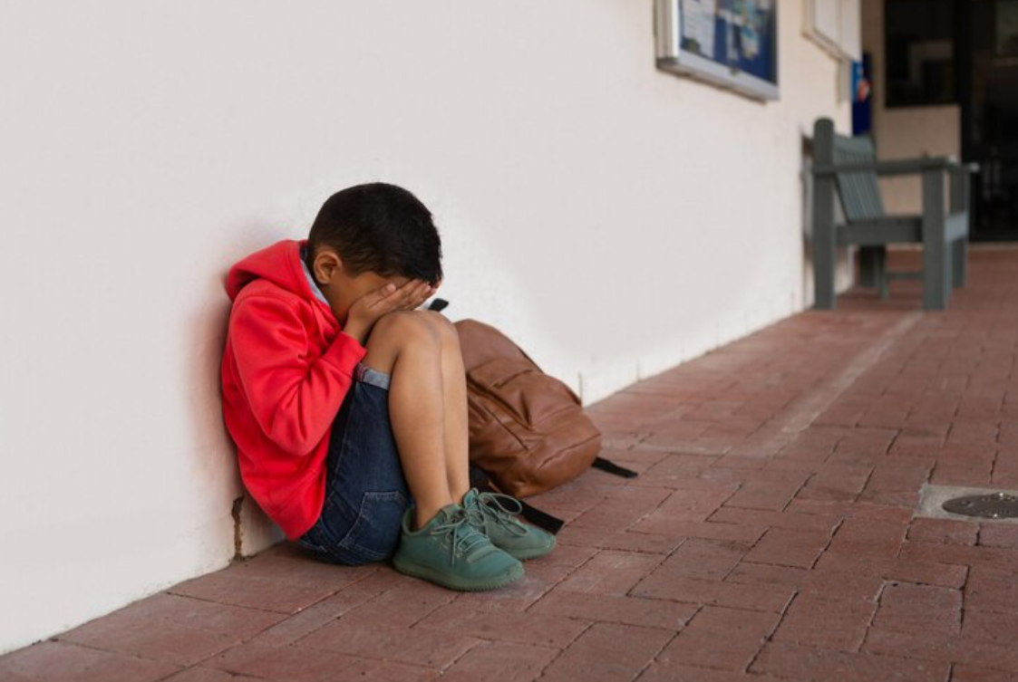 Persistent digestive issues in children? Study reveals it may hint at ...