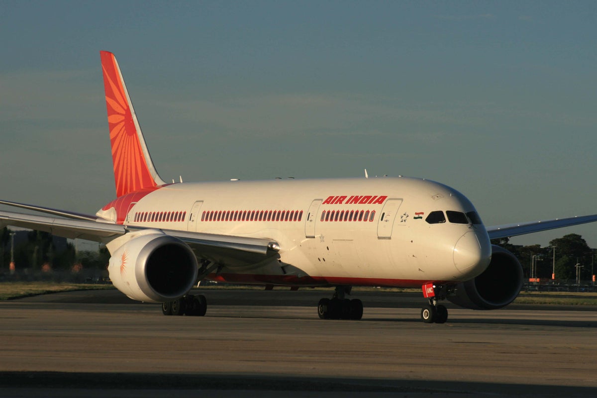 Is seat 11A the safest on a plane? Two aviation experts weigh in