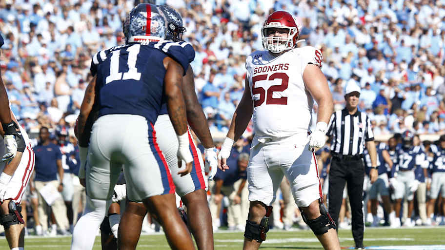 Oklahoma Center Troy Everett Looking to Install Leadership, Continuity ...