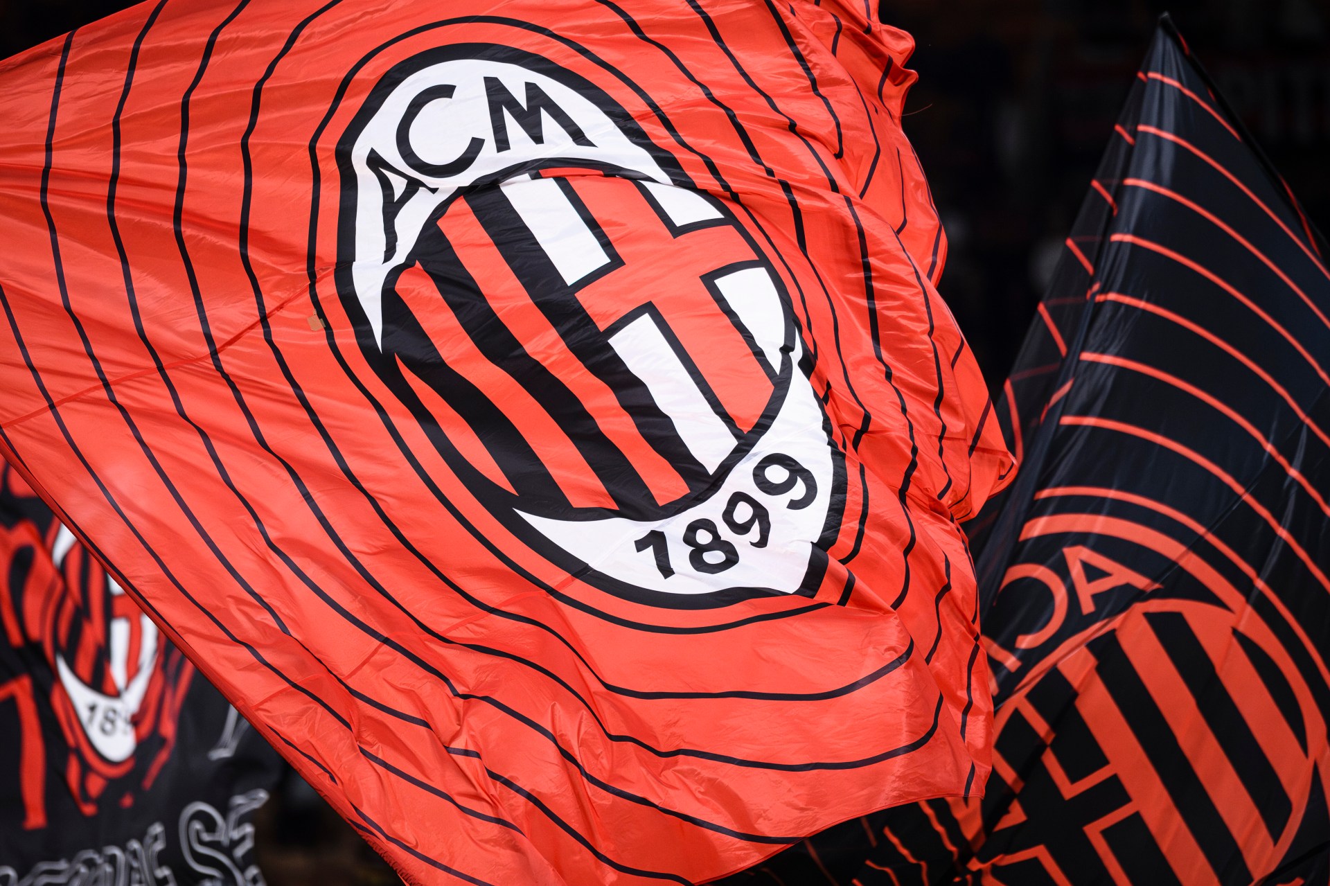 AC Milan in talks to sign second Arsenal star