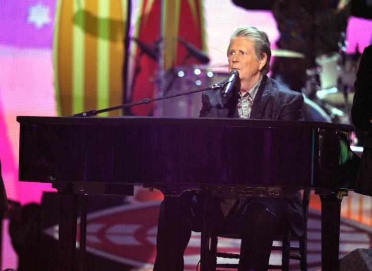 Mort de Brian Wilson : Bob Dylan, Nancy Sinatra… Une pluie d’hommages ...
