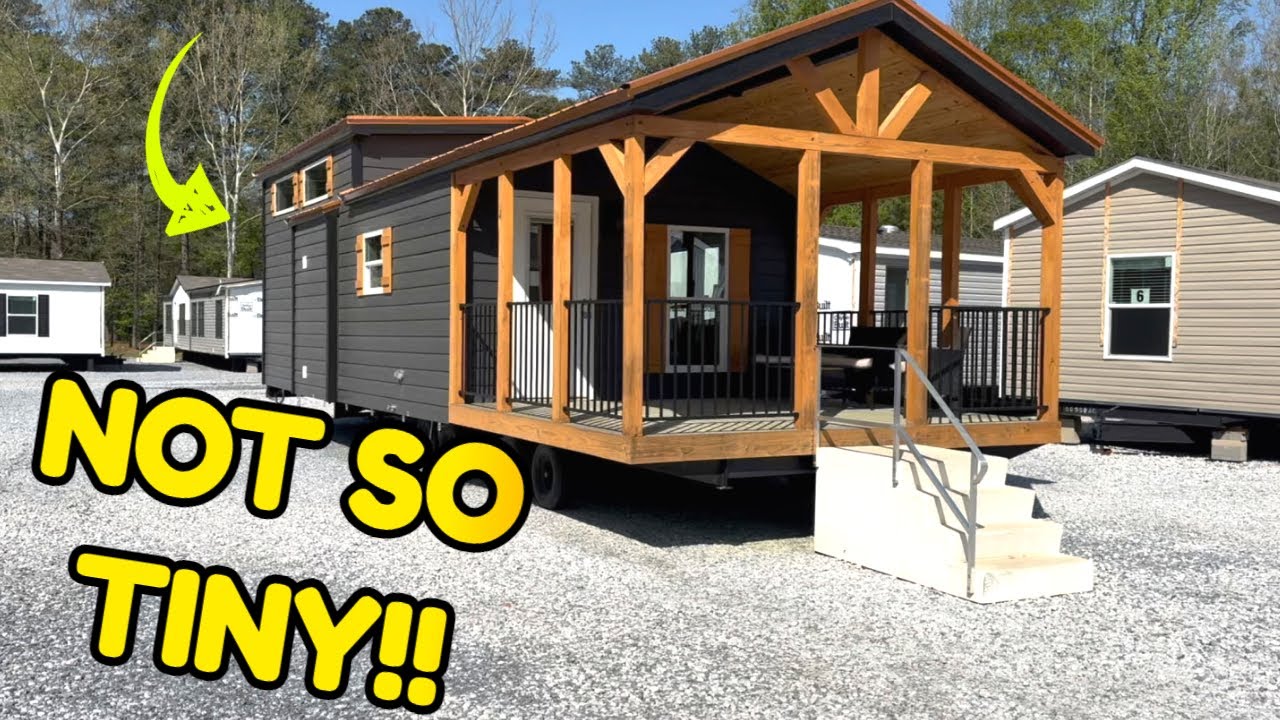 This Tiny Home Feels Like a Dream House Inside