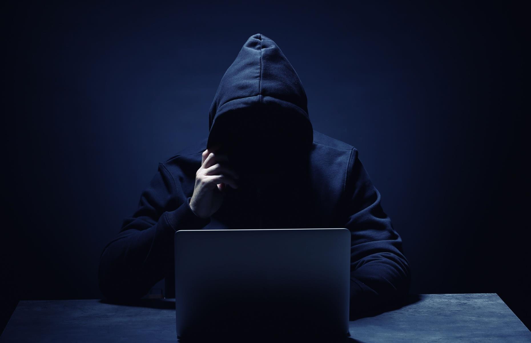 Confesiones de un hacker profesional: Nos cuenta lo que NUNCA debes ...