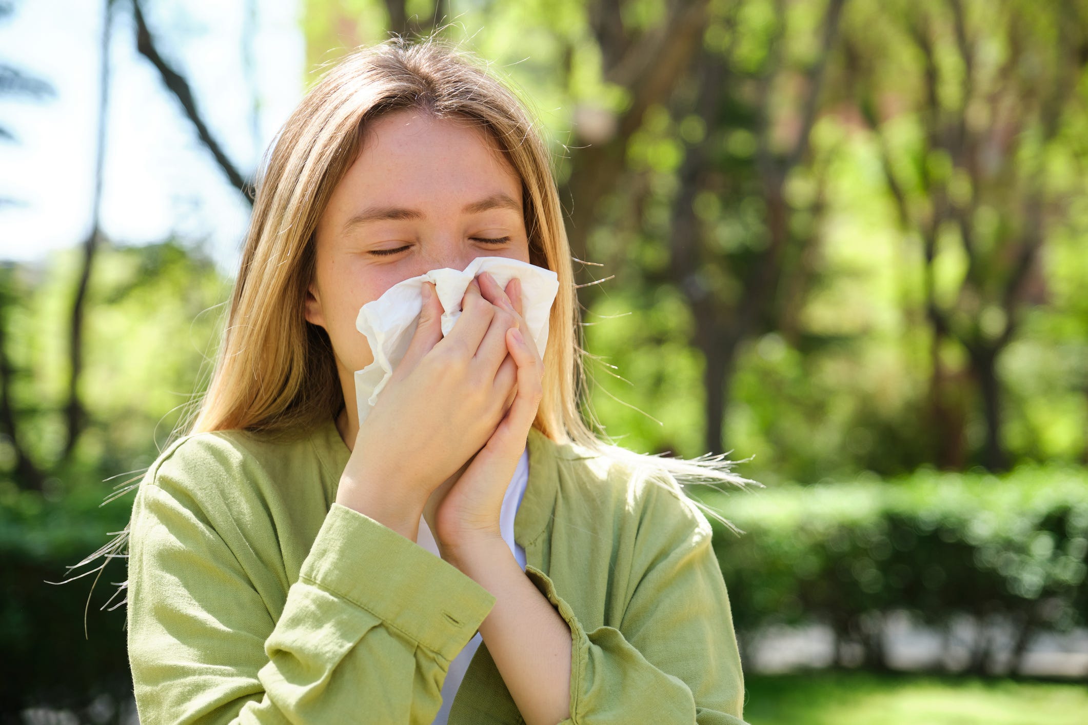 How long does a cold last? And how long are you contagious?