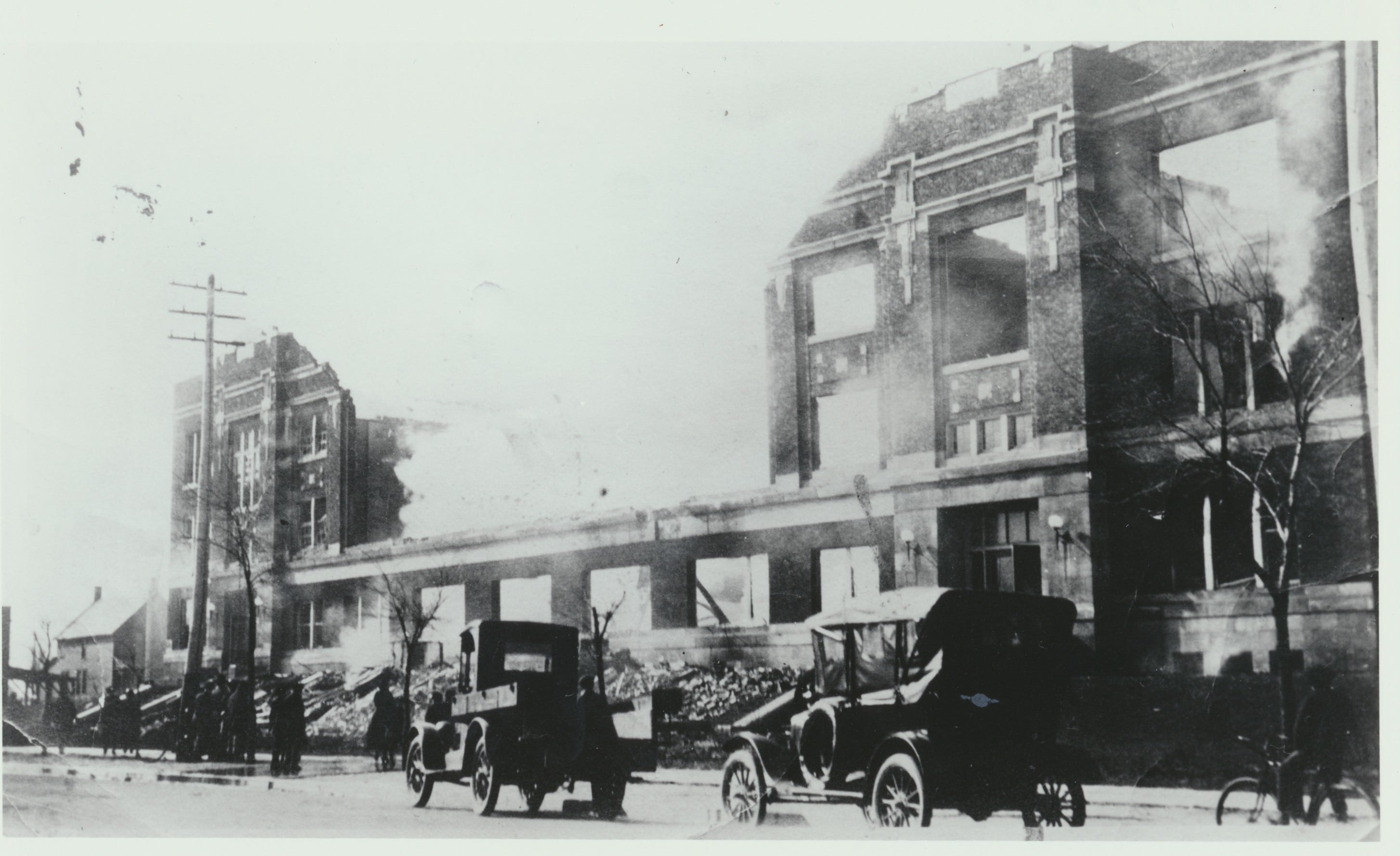 History Spotlight: 1909 Ross High School