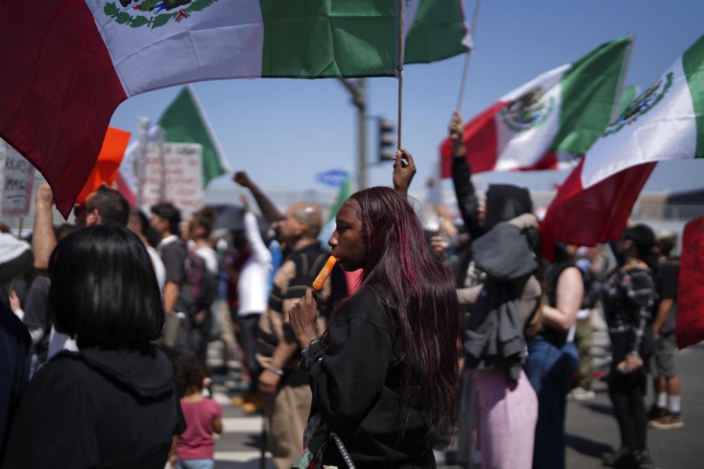 Mexican flags at LA protests spark debate over symbolism