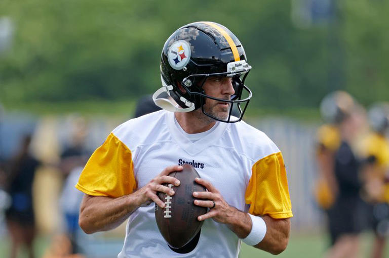 Aaron Rodgers' love life – Danica Patrick claim, ex's family feud, new ...