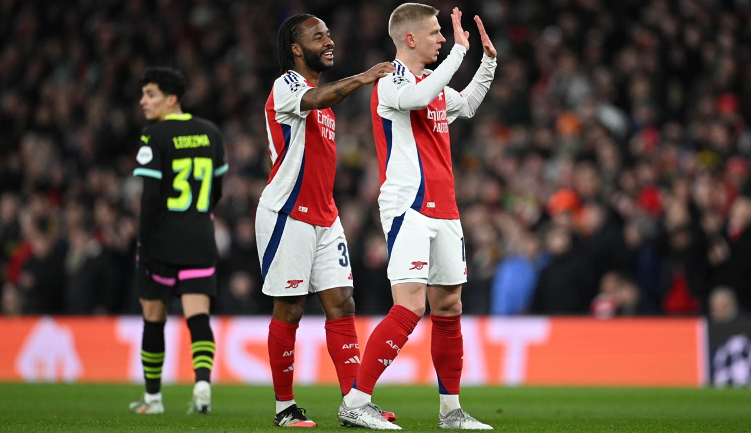 AC Milan meets Arsenal over signing two experienced players