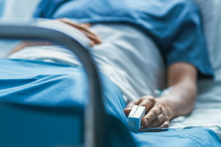 Leading risk factor for cancer revealed – and it’s not smoking, alcohol ...
